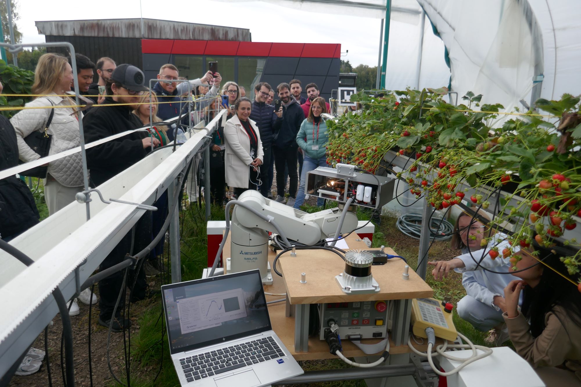 “This is the future of food research, a robot that can also measure ...